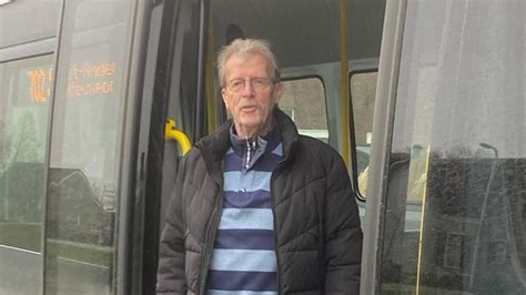 Jan Van Wingerden Neemt Afscheid Van De Buurtbus Al Het Nieuws Uit Alblasserwaard