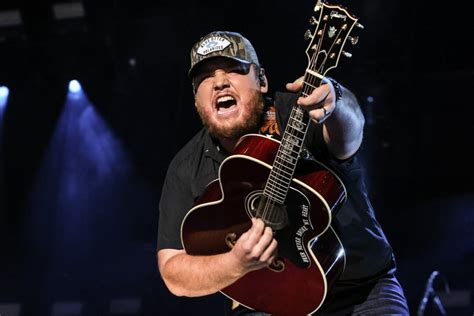 Luke Combs Announces Australia And New Zealand Tour