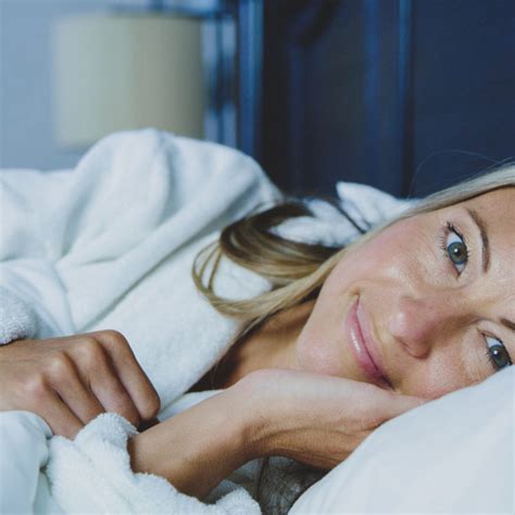 How To Pillow Hump A Womans Guide To Riding Pillows