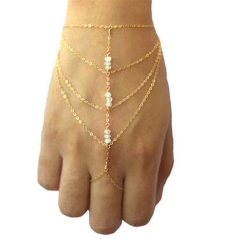New Emerging Bracelet For Girls Unique Tassel Finger Bracelet For Women