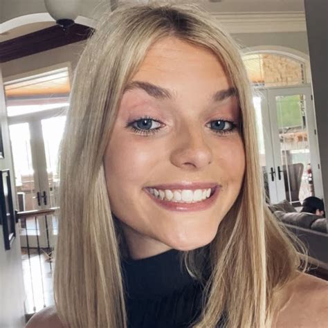 Josie Ridings Josieray12 • Threads Say More