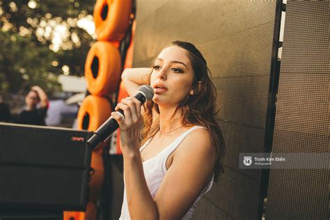 H Nh Nh Celine Farach P Ng N Ng Tr N S N Kh U T Ng Duy T