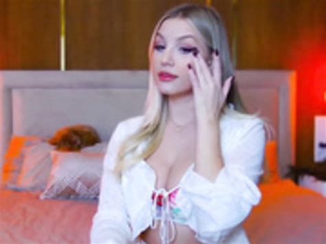 Videos Tagged With Killer Tits