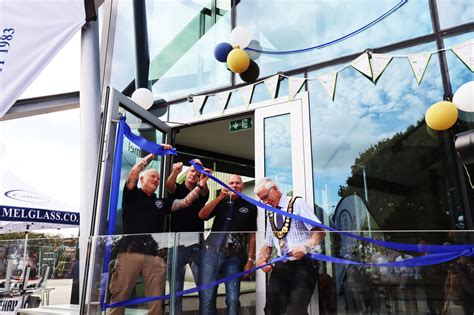 Camel Glass Unveils New Architectural Showroom Glass Times