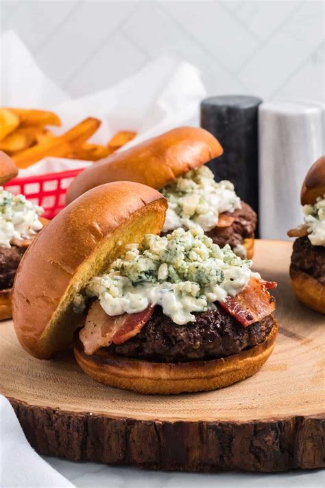 Crumbled Blue Cheese Burger Bacon Blue Cheese Burger Cast Iron