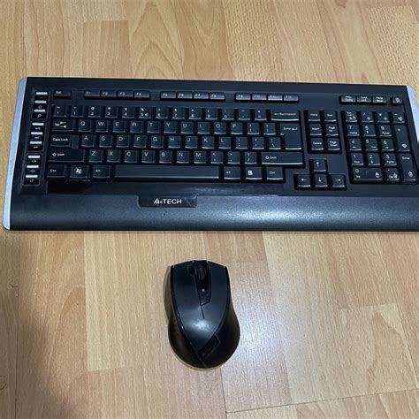 A4tech Wireless Keyboard Mouse No Usb Receiver Computers And Tech
