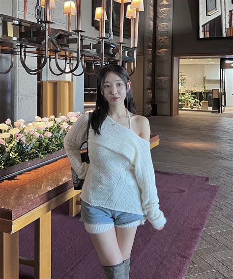 심플유 바닐라 오프숄더 홀터넥 볼레로 니트 세트 2color