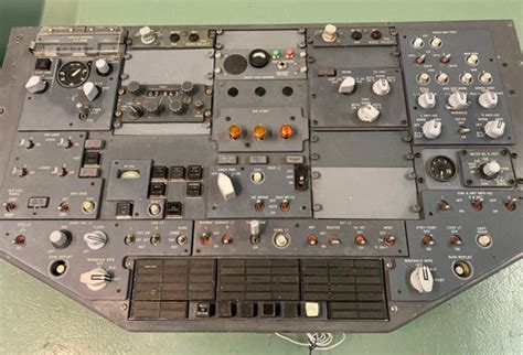 Dc 10 Overhead Panel Aphs