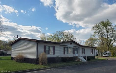 504 Compass Cir Se New Philadelphia Oh 44663 ®