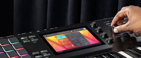 Amazon Com Akai Professional MPC Key 61 Standalone Music Production Synthesizer Keyboard With