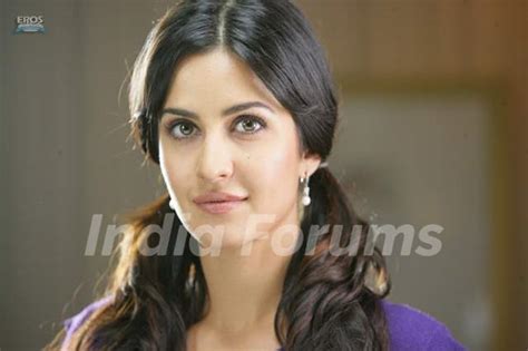 Katrina Kaif Looking Sweet And Pretty Photo