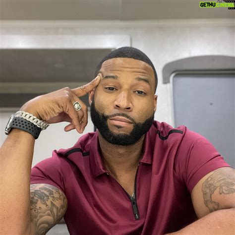 Robert Christopher Riley Wiki Biography Age Photos Spouse And More