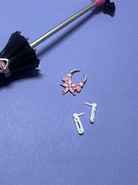 👹 Monster High Basic Frightfully Tall Draculaura Doll Accessories Set