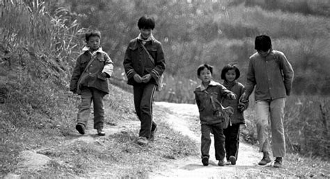 观·人物丨感动亿万人的“大眼睛”女孩，现在怎么样了？ 腾讯新闻