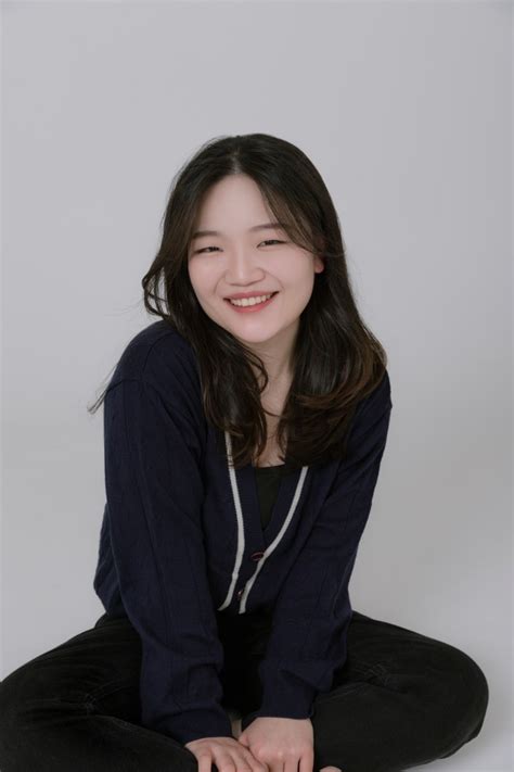 톤다운된 차분한 배우 프로필 배우지망생 여자배우프로필 여자프로필 무쌍프로필 네이버 블로그