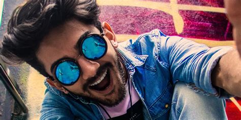 How To Take A Selfie Like A Pro With Your Android Phone