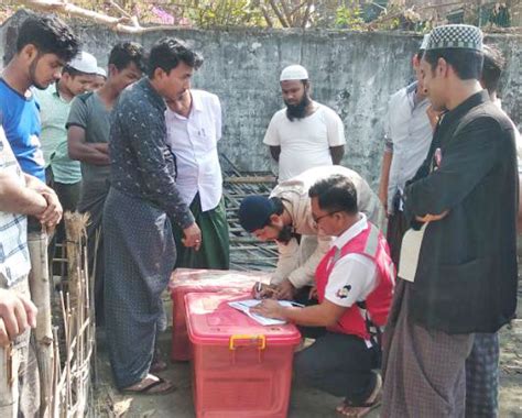 ရခိုင်ပြည်နယ် မောင်တောမြို့၌ မီးဘေးသင့် အိမ်ထောင်စုများအား ထောက်ပံ့ပစ္စည်းများပေးအပ