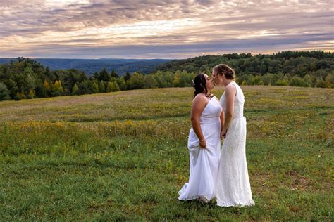 Amanda Lowe Virginia Second Photographers