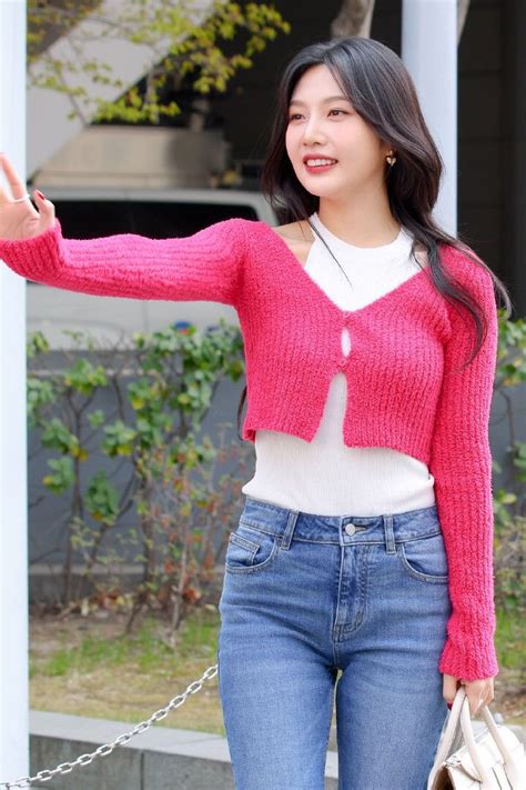 Ghim của abby trên K O R E A N