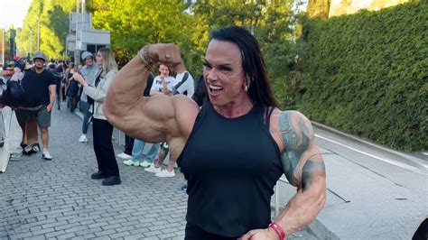 Barbara Moojens Incredible Muscle Transformation Power Symmetry