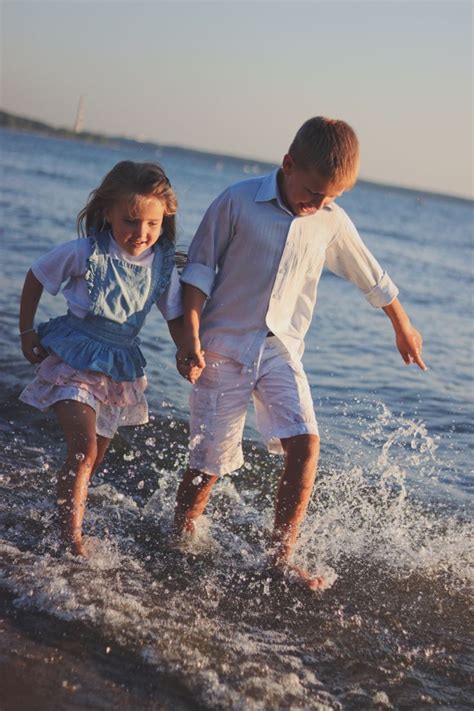 Семья Семейная фотосессия Семья на море Идея для фото семья с детьми