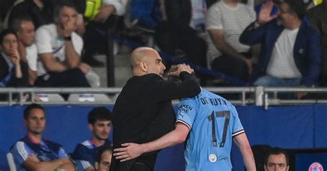 영입할까 있는 선수 쓸까 4개월 결장 더 브라위너 햄스트링 부상 맨시티 고민 빠졌다