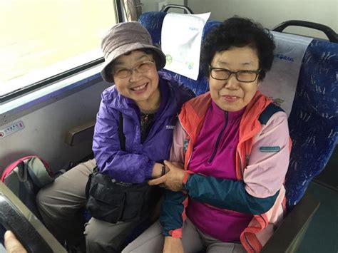 중부재단 하하호호 은빛동화구연단 힘다지기 포토갤러리 세종종합사회복지관