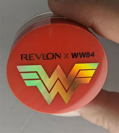Revlon X Ww84 Wonder Woman Liquid Armor Golden Lasso Glow Pot New 2020 Revlon Glow Pots
