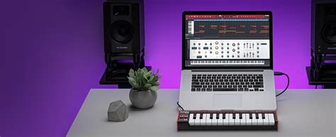 Akai Professional Lpk25 Usb Midi Keyboard Controller With 25 Responsive Synth Keys