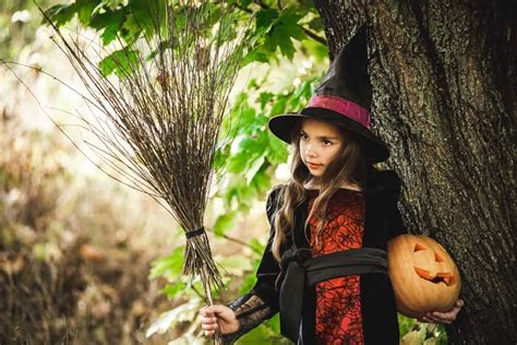 100 magical witch last names with mystical origins