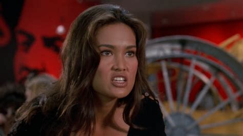 Cassandra From Waynes World Awful Girlfriend