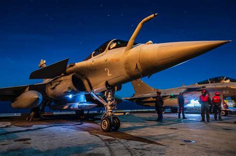 Frances Navy Rafale F4 M With An Asmp A R 300kt Nuclear Cruise Tactical Missile On Board Of The
