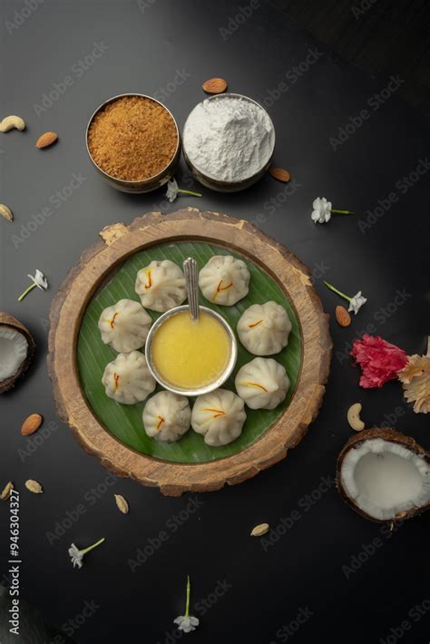Steamed Modak White Modak Ukdiche Modak Made From Rice Flour And Coconut Jaggery Filling