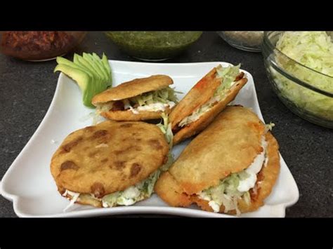 Gorditas Y Quesadillas De Chicharron Deliciosa Receta Youtube