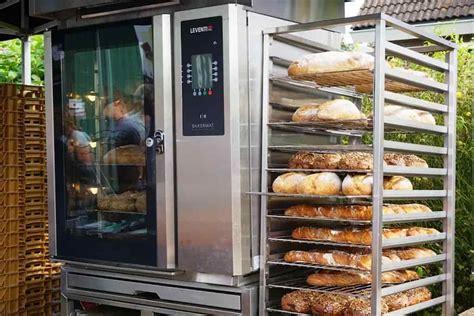 فر صنعتی قنادی Industrial Oven تمام اتوماتیک چند طبقه چرخشی آراد برندینگ