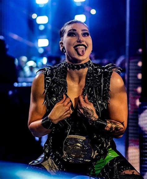 Please Date Finn Balors Ex GF And Current Teammate Rhea Ripley Set Internet On Fire With