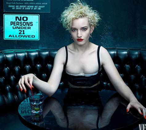 Julia Garner Nude Pics Scenes And Porn 2024 Scandal Planet