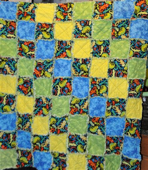Richard And Tanya Quilts Lizard Rag Quilt