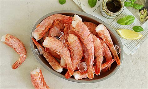 세상 까기 쉬운 랍스터 맛 새우 우리의식탁 큐레이션