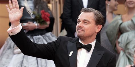 Que signifie la broche portée par Leonardo DiCaprio au Festival de