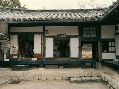 간판 건축 계단 관광 관광 명소 구조 돌 동양 디스플레이 디자인 랜드마크 러스틱 마을 목공 목조 문 문화 유산 문화적 민속 문화 봄