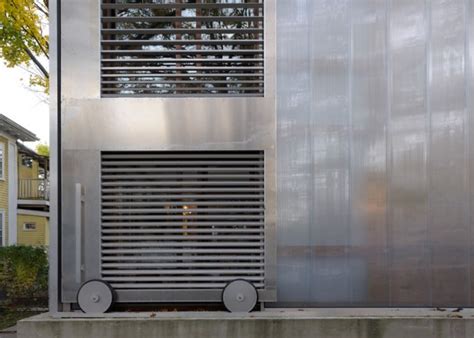 Massachusetts House Has Translucent Plastic Walls And Wheeled Shutters