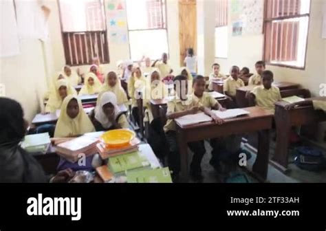 Poor African Classroom With Teacher Stock Videos And Footage Hd And 4k Video Clips Alamy