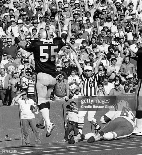 51 Matt Millen Raiders Photos And High Res Pictures Getty Images