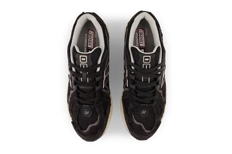 A Closer Look at NB's 1906R “Protection Pack” in Black | Por Homme ...