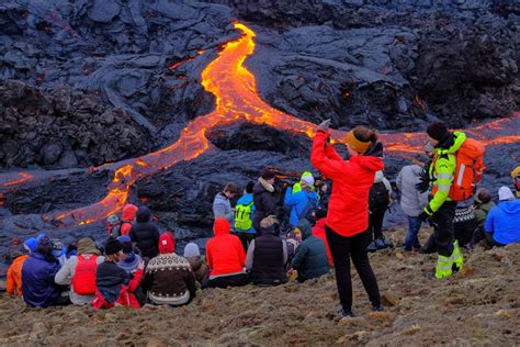 Photos Up Close With Icelands Fagradalsfjall Volcano The Atlantic