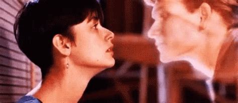 For You Romantics Out There Your Top 5 On Screen Kisses — Digital Spy