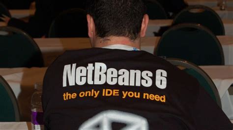 maîtriser netbeans booster le développement java php c c et html5