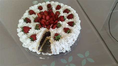 ნატურალური ტორტები და ნამცხვრები შეკვეთით