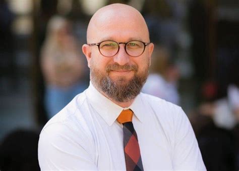 Dekomunistizimi A Kemi Dështuar Mentor Beqa